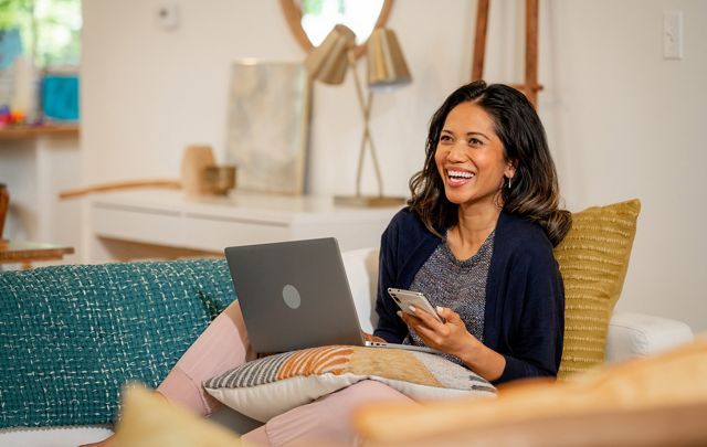 izzi telecom: Satisfying salespeople with transparent payment information