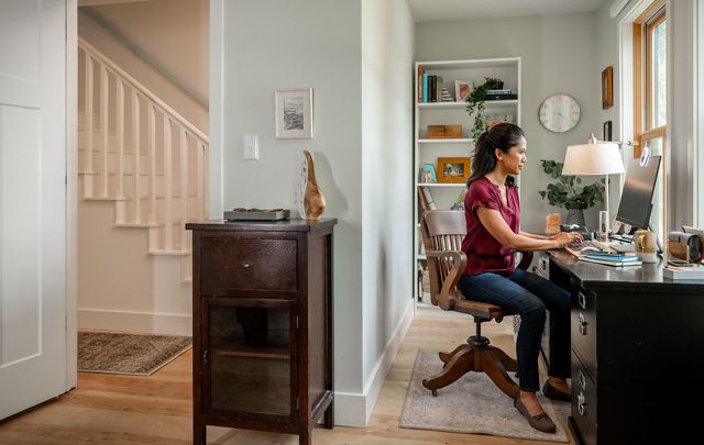 How managers can support virtual and remote employees | SAP Insights