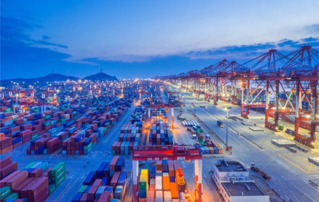 Port of Entry: Lessons from a Smooth Operator | SAP Insights